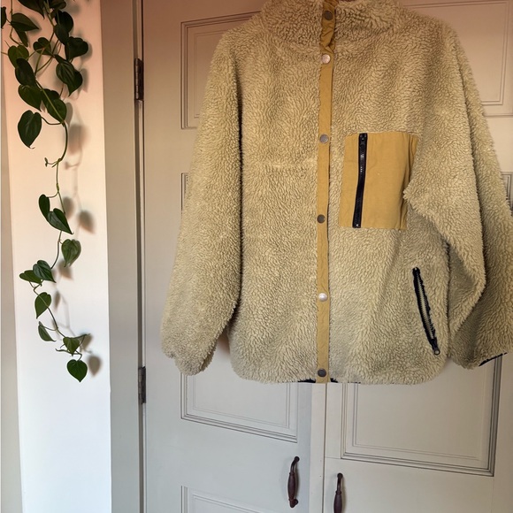Basin + Range | Jackets & Coats | Cozy Sage Green Sherpa Jacket | Poshmark